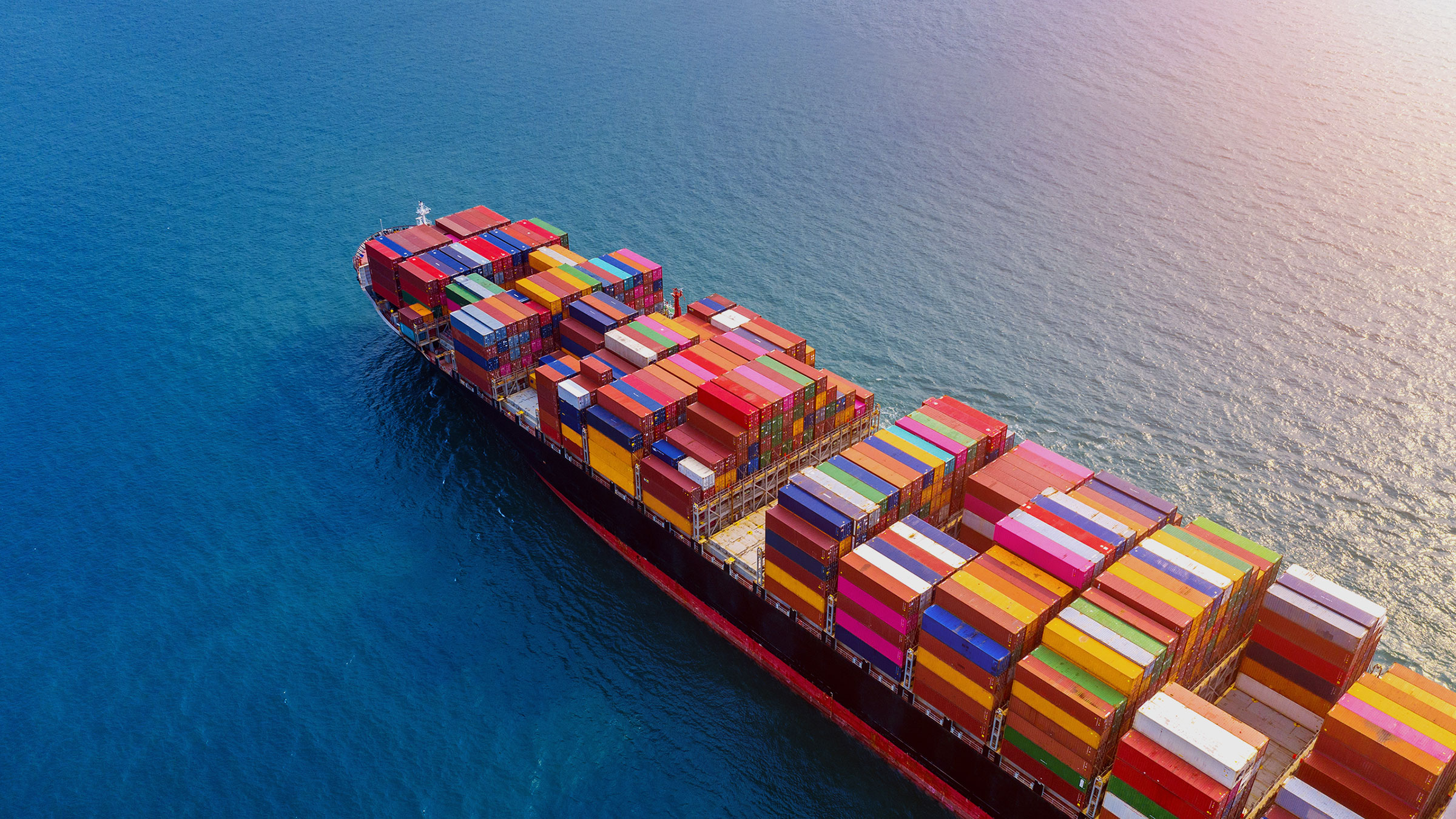 LoLo (Lift-On, Lift-Off) | Cargo Flexibility | GLC Inc.